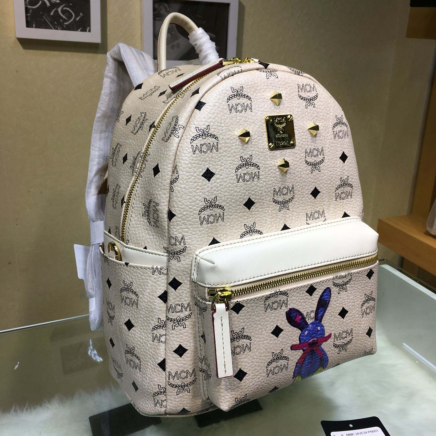 mcm兔子mini,背包,_大山谷图库 mcm兔子mini,背包,_大山谷图库